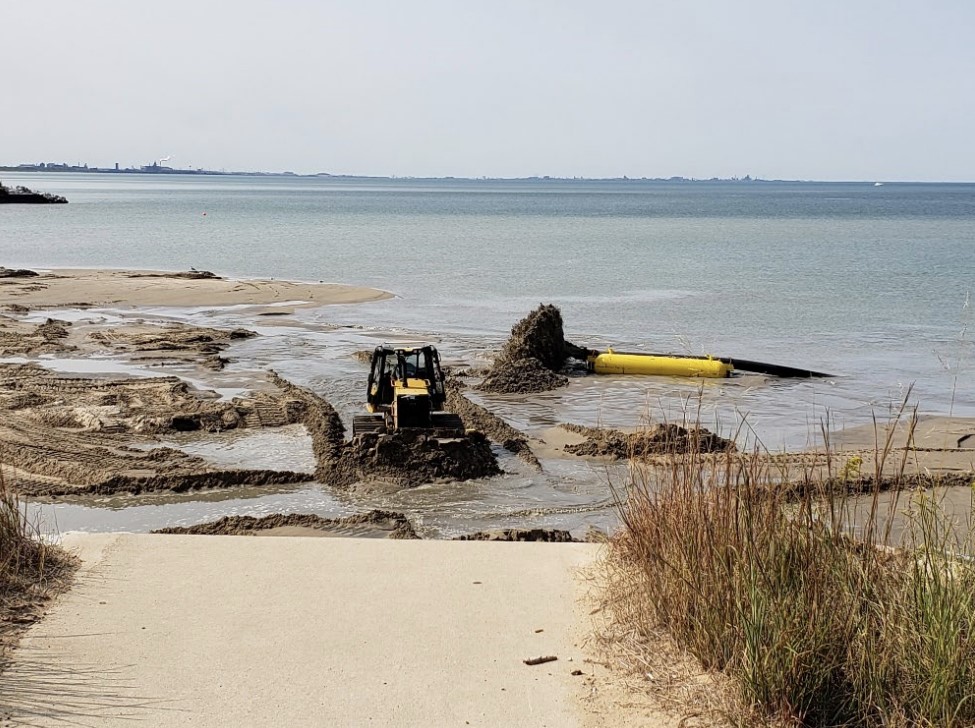 Improving dredged material management practices in the Great Lakes ...