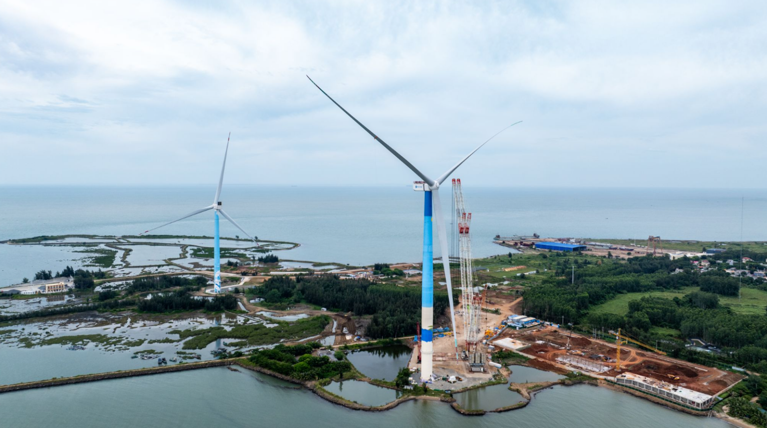 Mingyang's 20 MW Offshore Wind Turbine Stands Complete | Offshore Wind Mingyang's 20 MW Offshore Wind Turbine Stands Complete | Offshore Wind