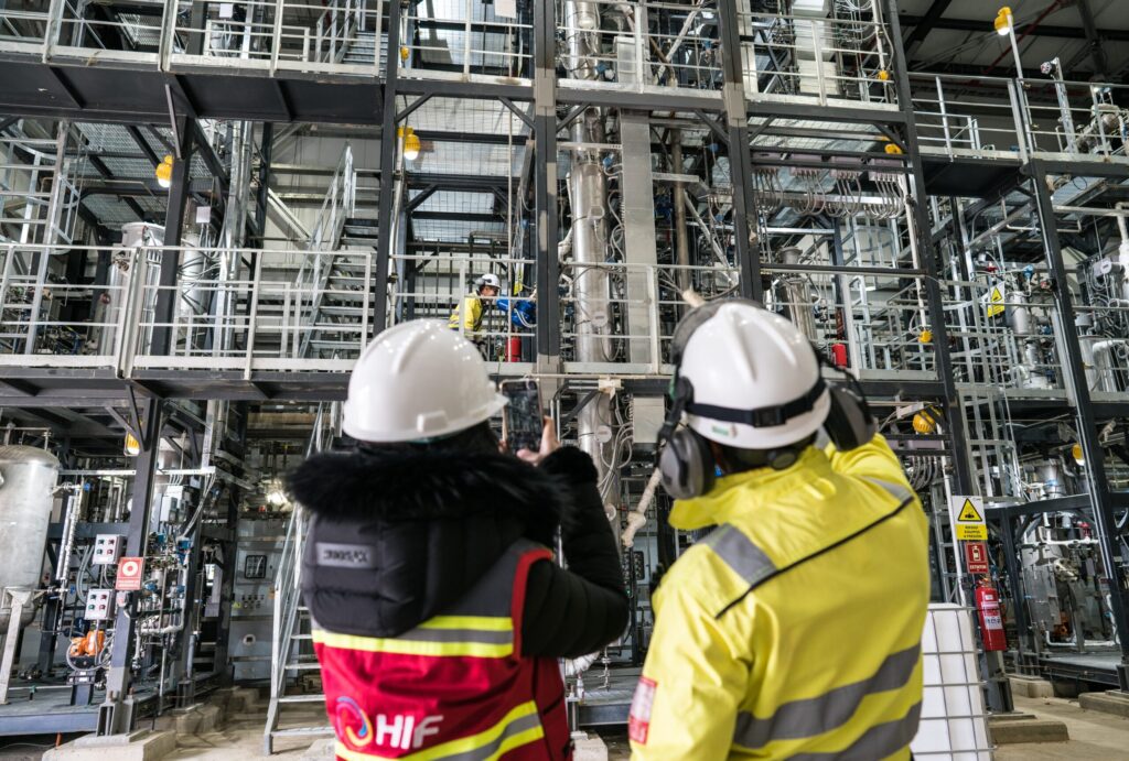 Mitsui, Celanese joint venture starts CO2-to-methanol production ... Mitsui, Celanese joint venture starts CO2-to-methanol production ...